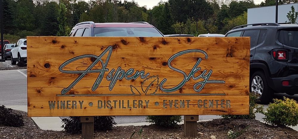 Aspen Sky Winery & Distillery, Slinger | State Trunk Tour