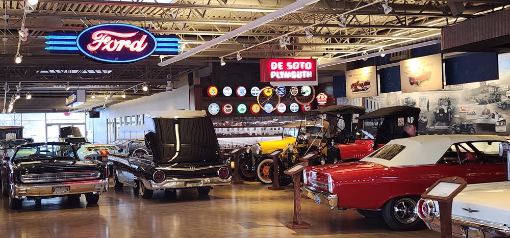 Dahl Auto Museum, La Crosse | State Trunk Tour