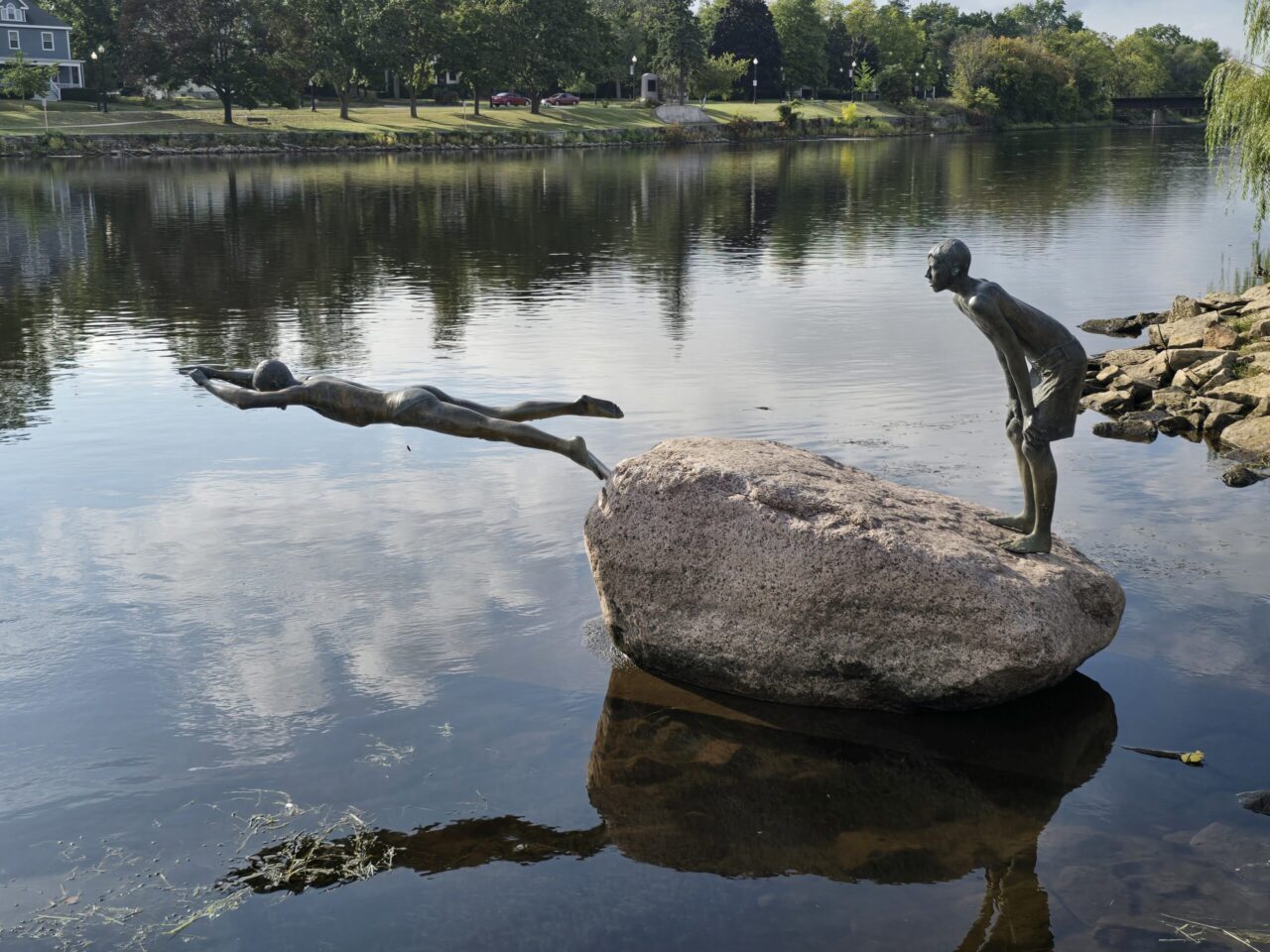 Wisconsin Statues Worth Visiting on a State Trunk Tour